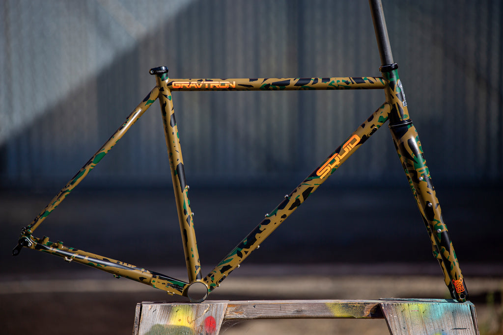 Camo Drip Gravtron – Squid Bikes