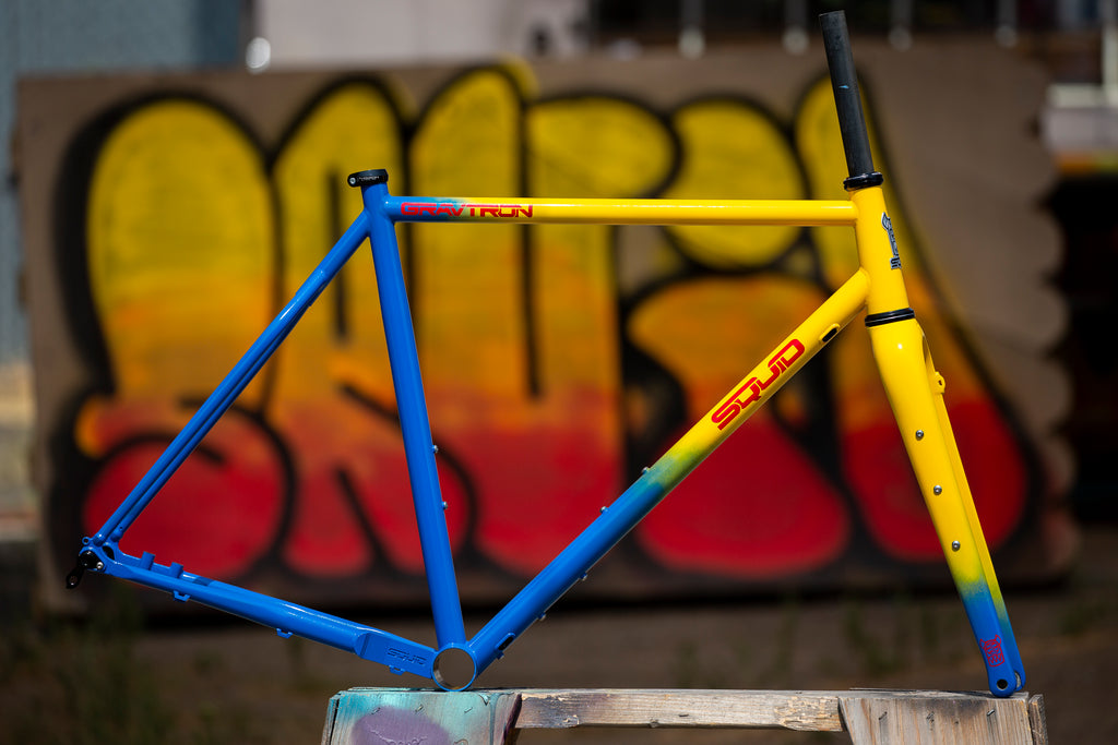 Blue & Yellow Fade GRAVTRON – Squid Bikes